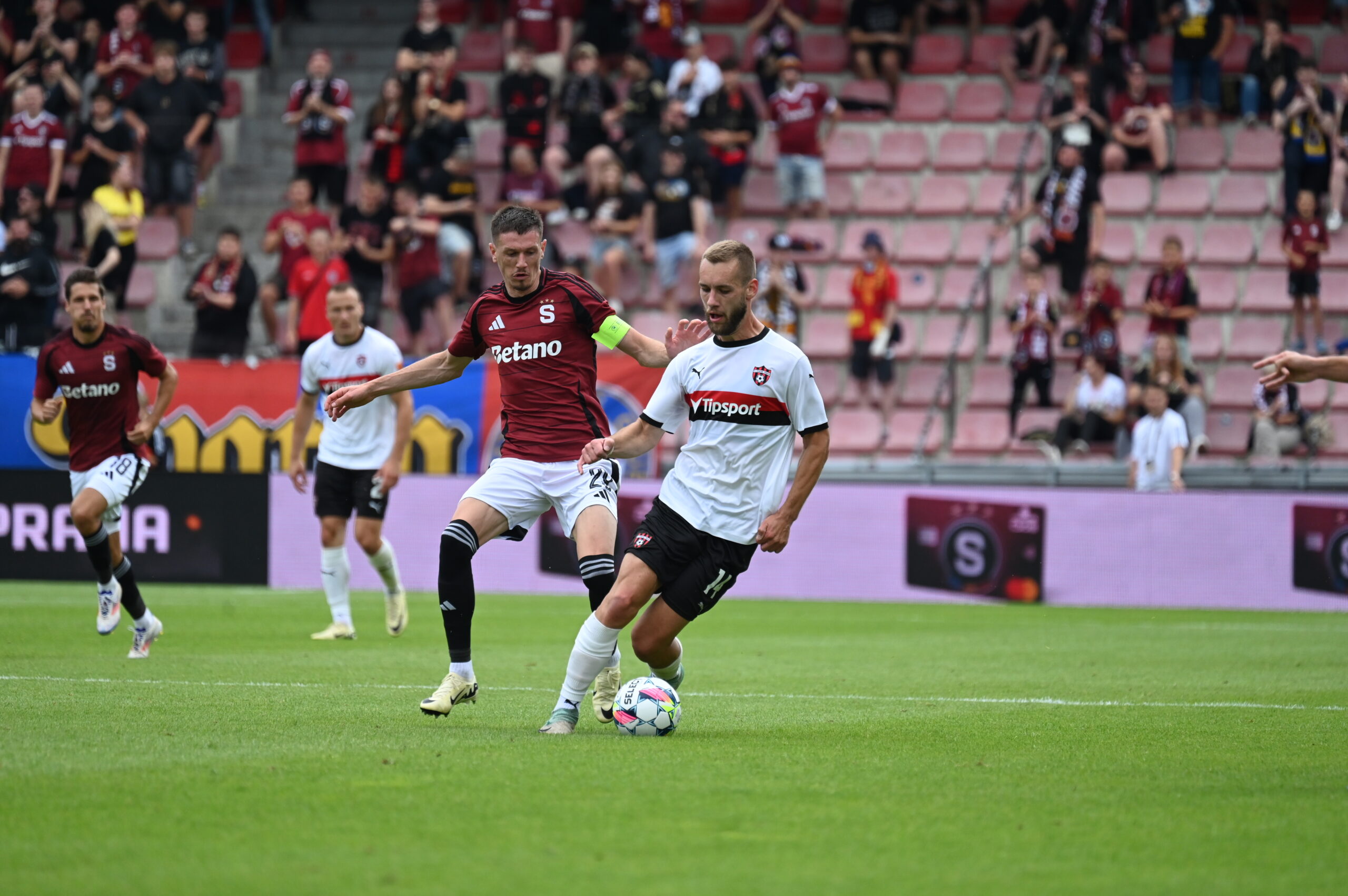 FC Spartak TrnavaNa Letnej zvíťazila domáca Sparta - FC Spartak Trnava