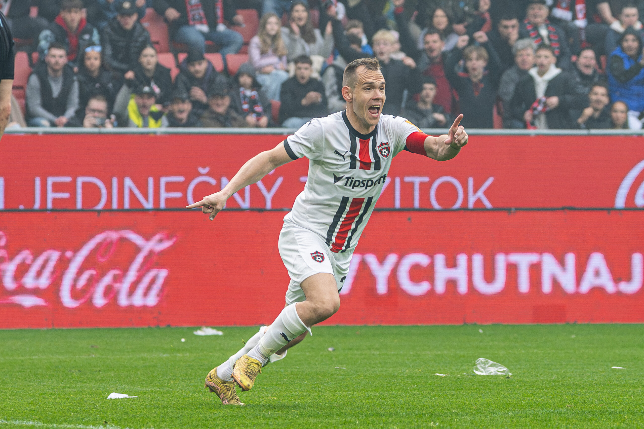 FC Spartak TrnavaNiké ligu odštartujeme doma proti Ružomberku - FC ...
