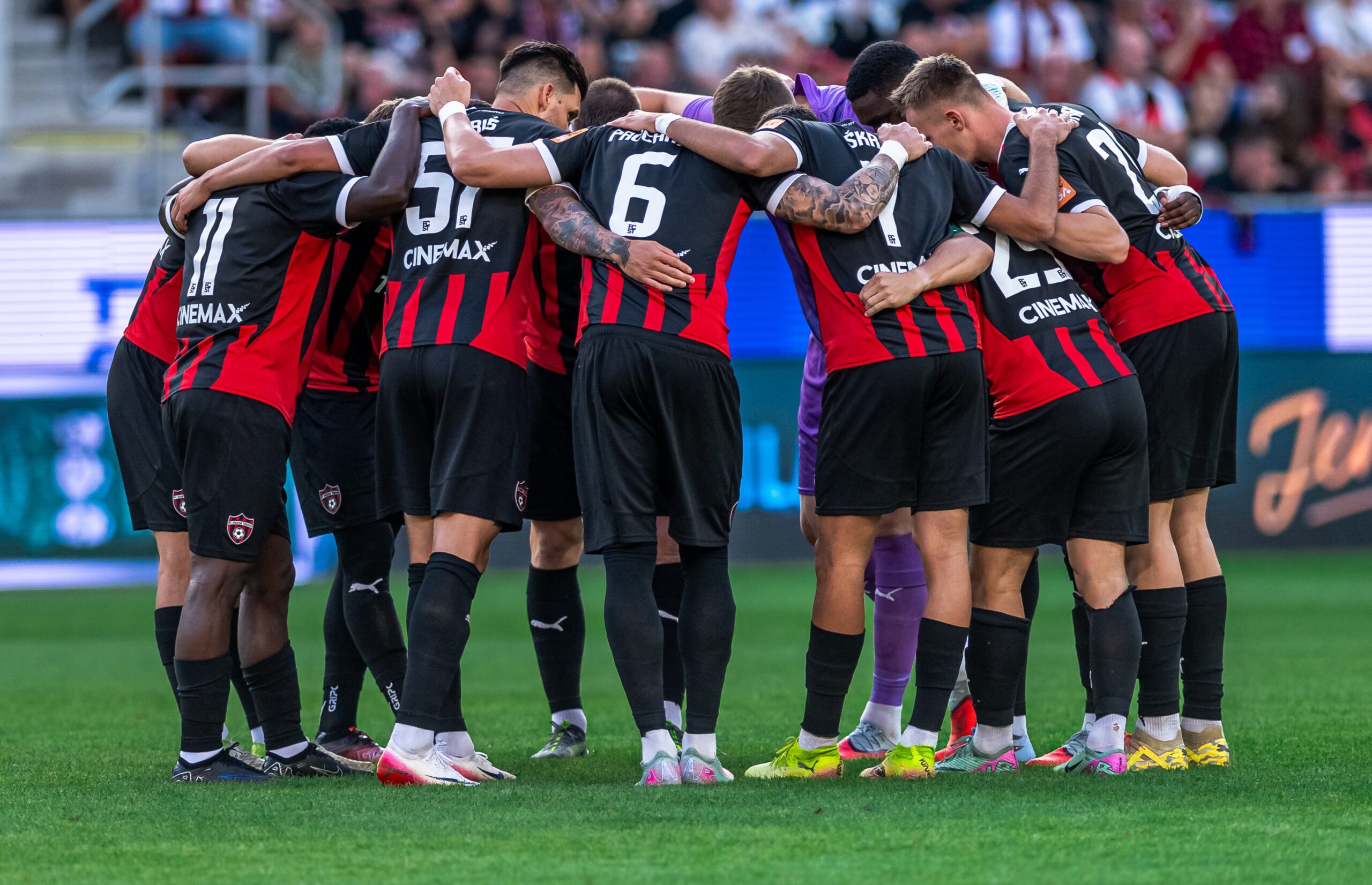 FC Spartak TrnavaOsem zápasov za cenu šiestich s jarnou permanentkou ...